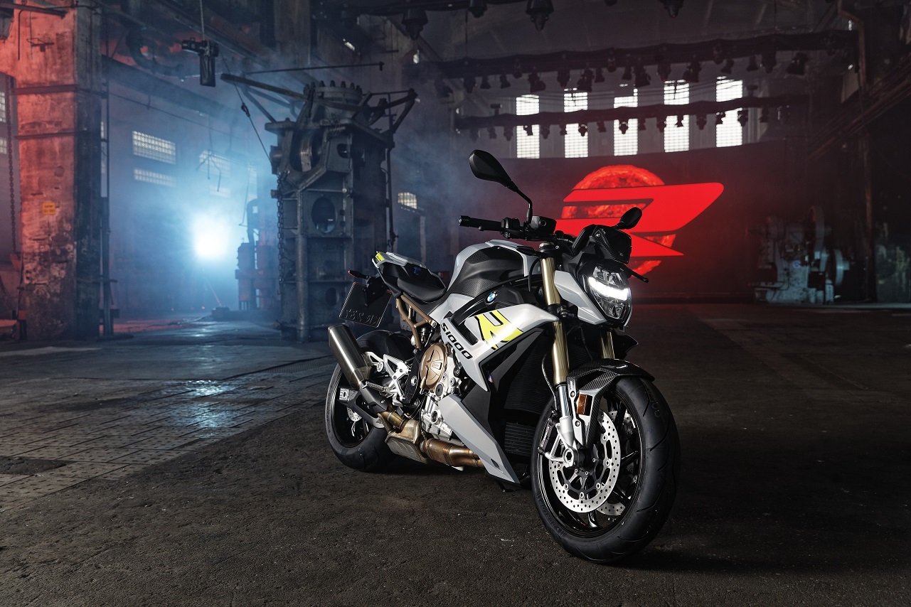 La S 1000 R se dévoile sous son nouveau jour !|AN ORIANT MOTO